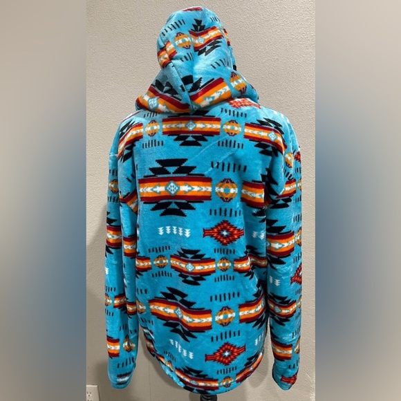 Nu Trendz Signature Collection | Tops | Nu Trendz Native American Aztec ...